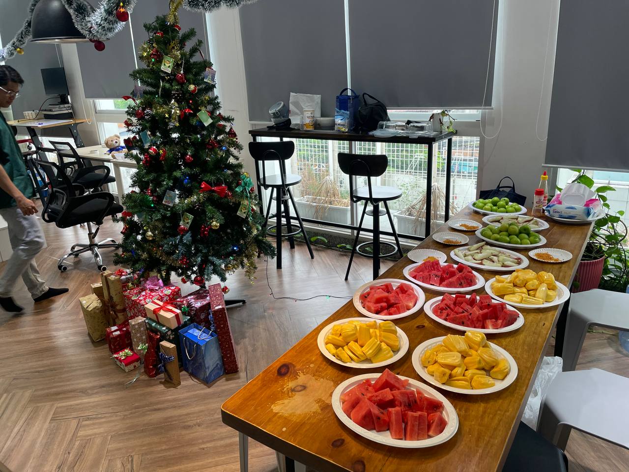 Office - Floating Cube Studios